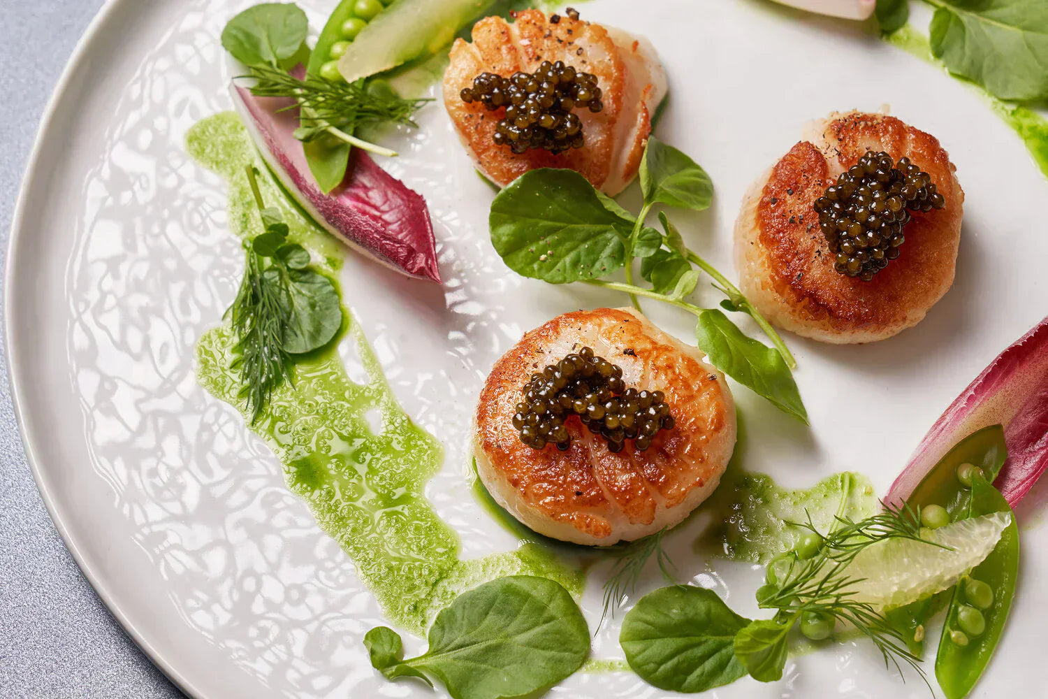 Seared Scallops, Caviar, and Peas – Pearl Street Caviar
